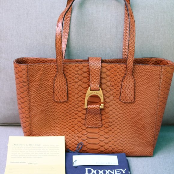 Dooney & Bourke | Bags | Dooney Bourke Small Shannon Tote In Honey ...